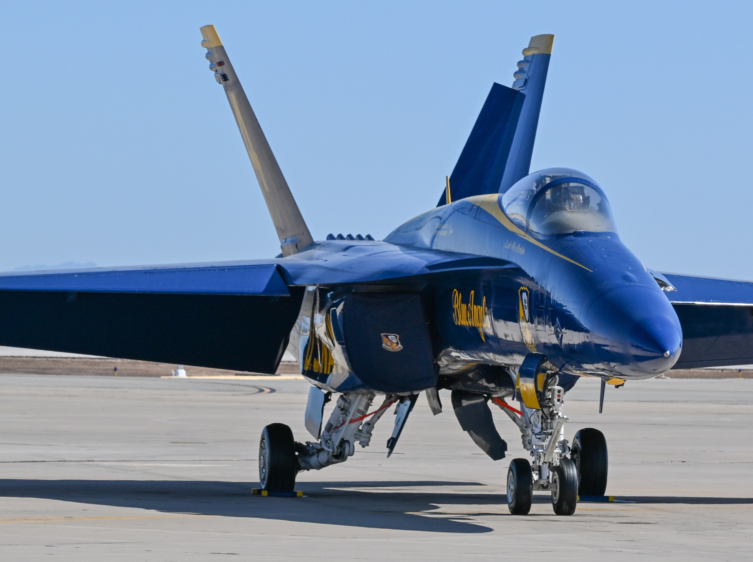 Thunder in the Desert: Blue Angels Winter Training in El Centro ...